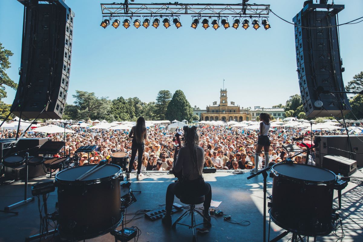 Creator Spotlight: Jean-François Ponthieux of So Frenchy So Chic